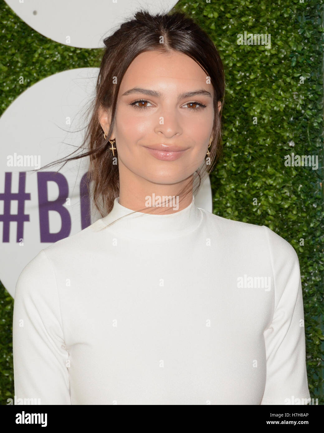 Arcadia, California, USA. 5th Nov, 2016. Emily Ratajkowski attends the ...