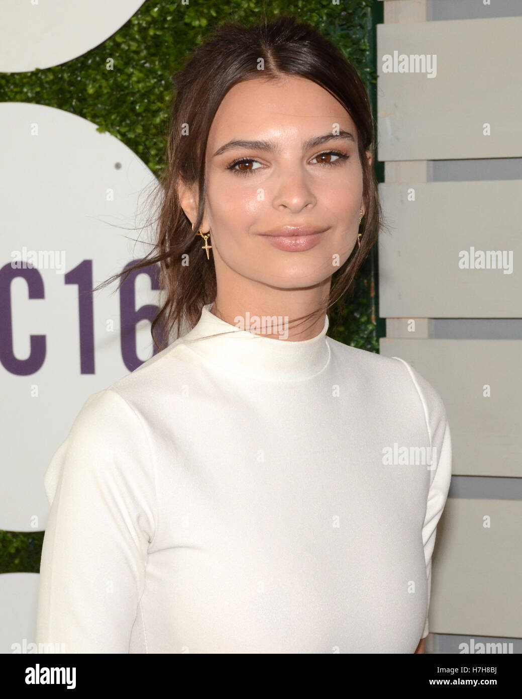 Emily ratajkowski hi-res stock photography and images - Alamy
