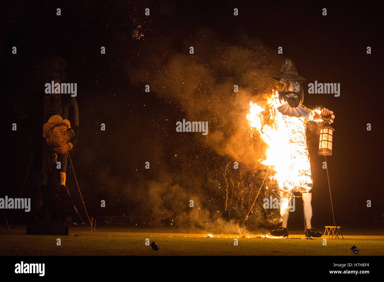 Guy Fawkes Bonfire Effigy High Resolution Stock Photography and Images ...