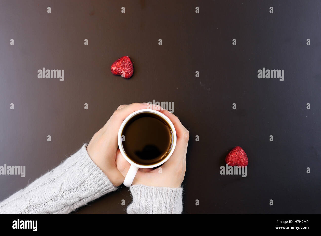 hand coffee background couple Stock Photo - Alamy