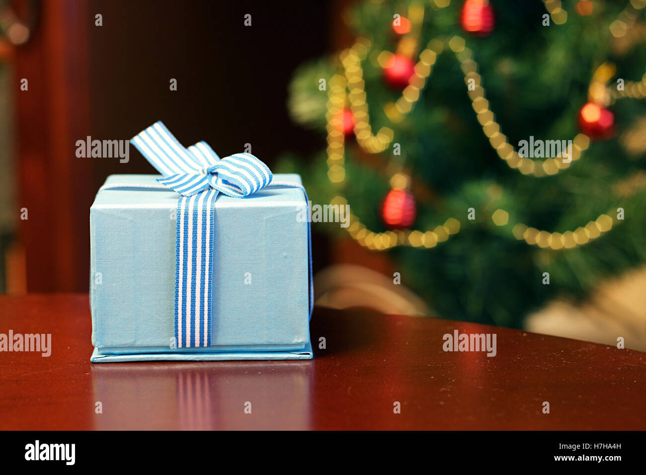 New Year gift box Stock Photo - Alamy