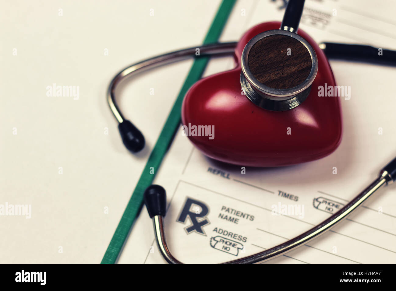 prescription cardiologist stethoscope Stock Photo - Alamy