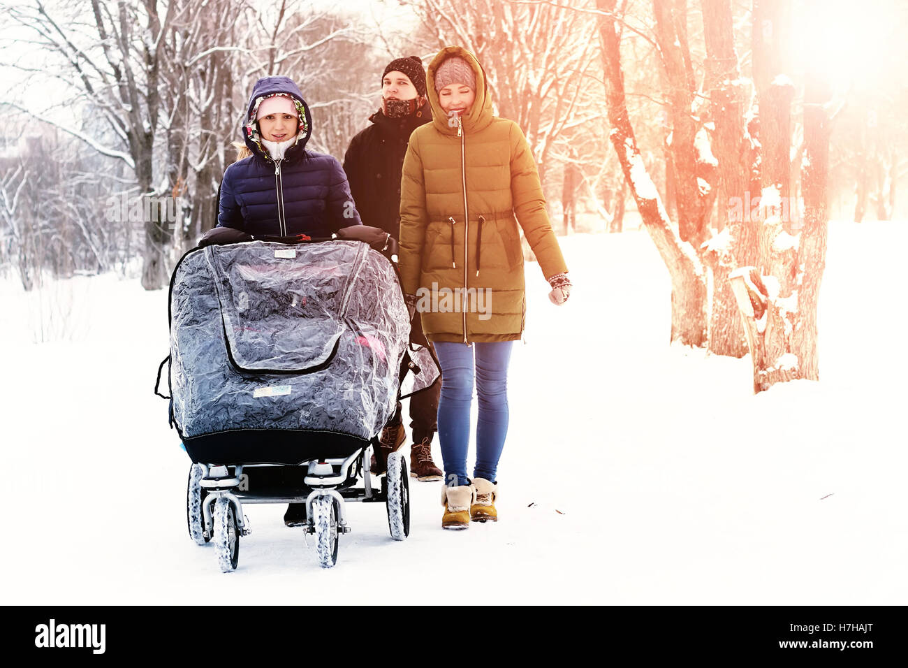 group walk outdoor winter Stock Photo - Alamy