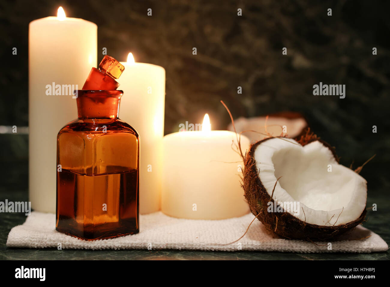 candles spa coconut oil Stock Photo - Alamy
