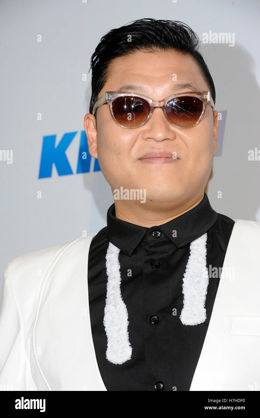 PSY, Park Jae-sang arrives at KIIS FM's 2012 Jingle Ball at Nokia ...