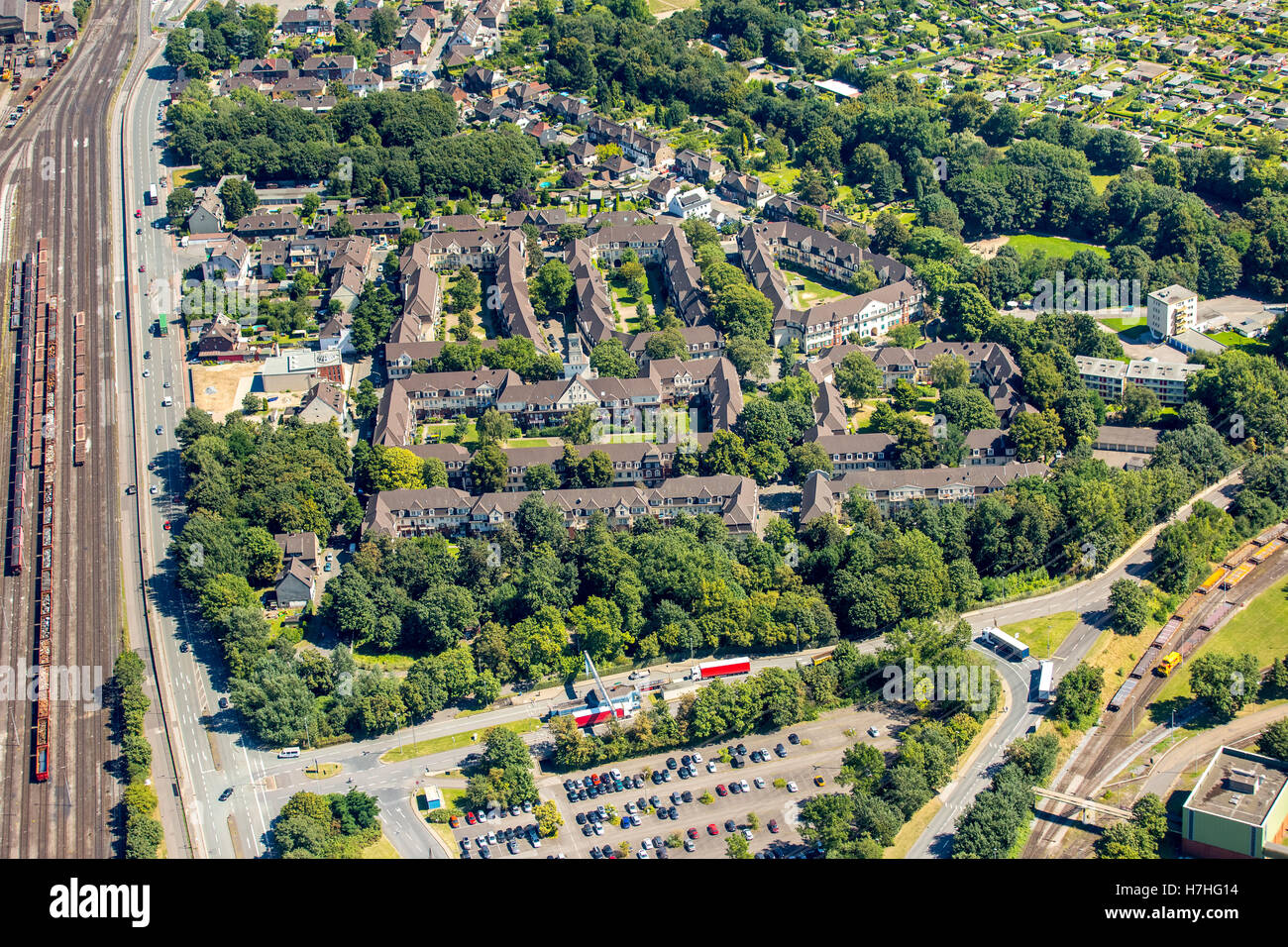 Duisburg huttenheim settlement hi-res stock photography and images - Alamy
