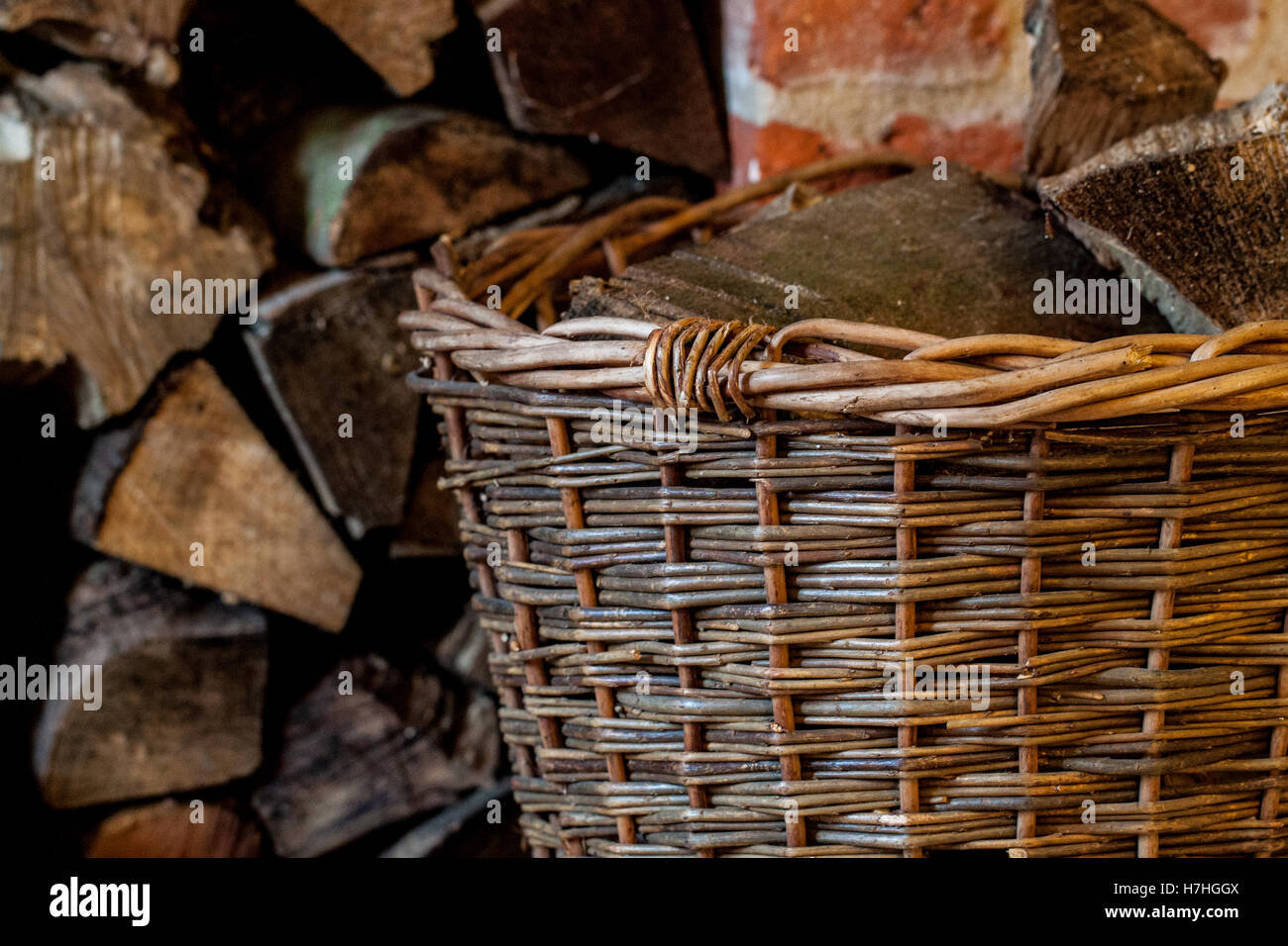 Wood ready for fire hi-res stock photography and images - Alamy