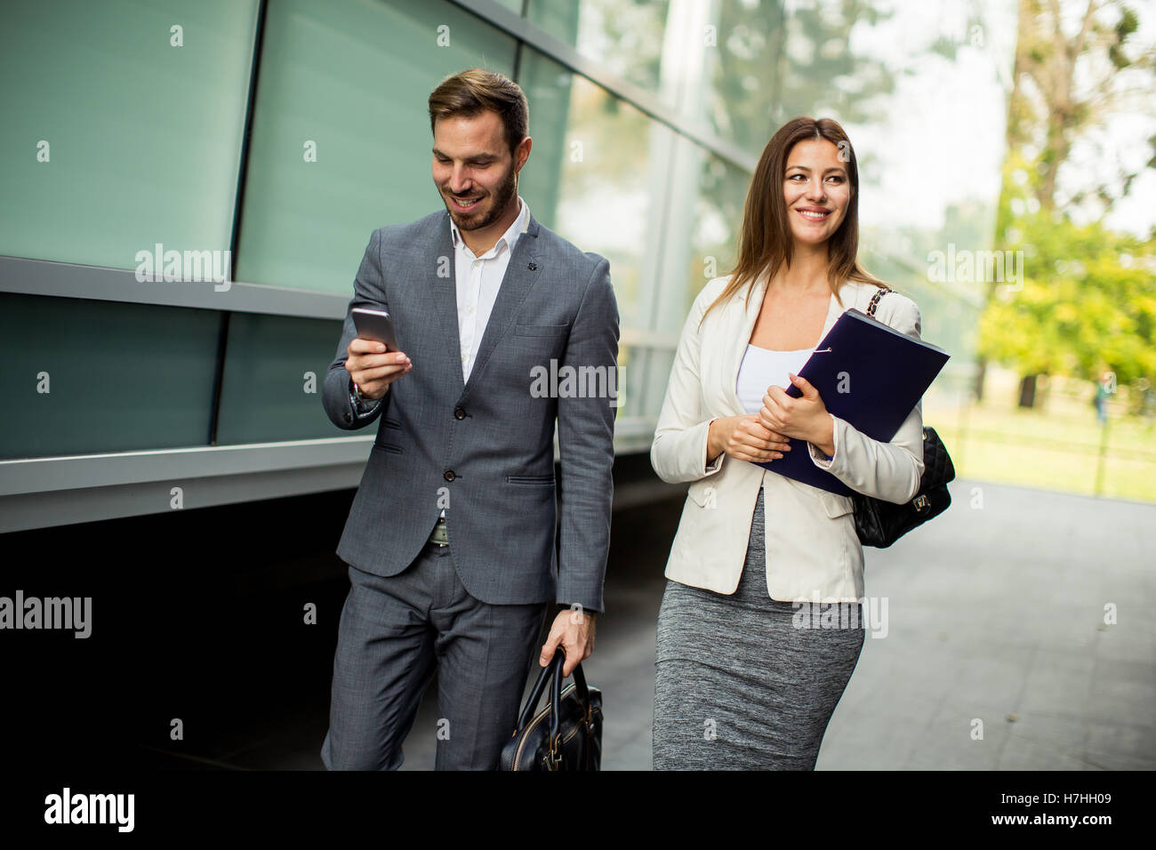 People outdoors hi-res stock photography and images - Alamy