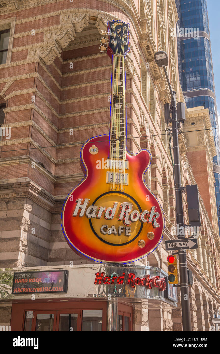 Downtown philadelphia hi-res stock photography and images - Alamy