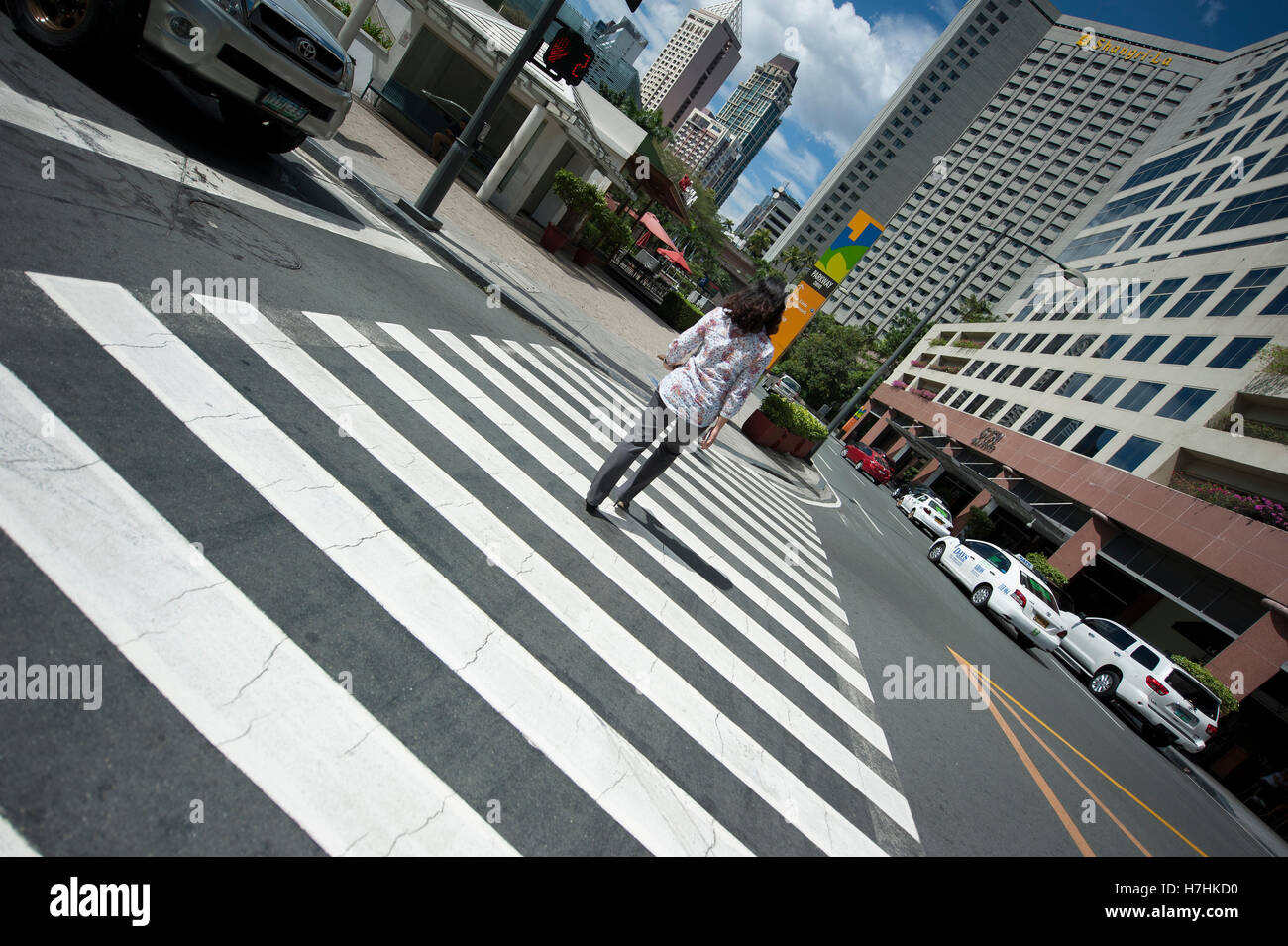 Pedestrian crossing, Glorietta Five Park, Makati, Metro Manila ...