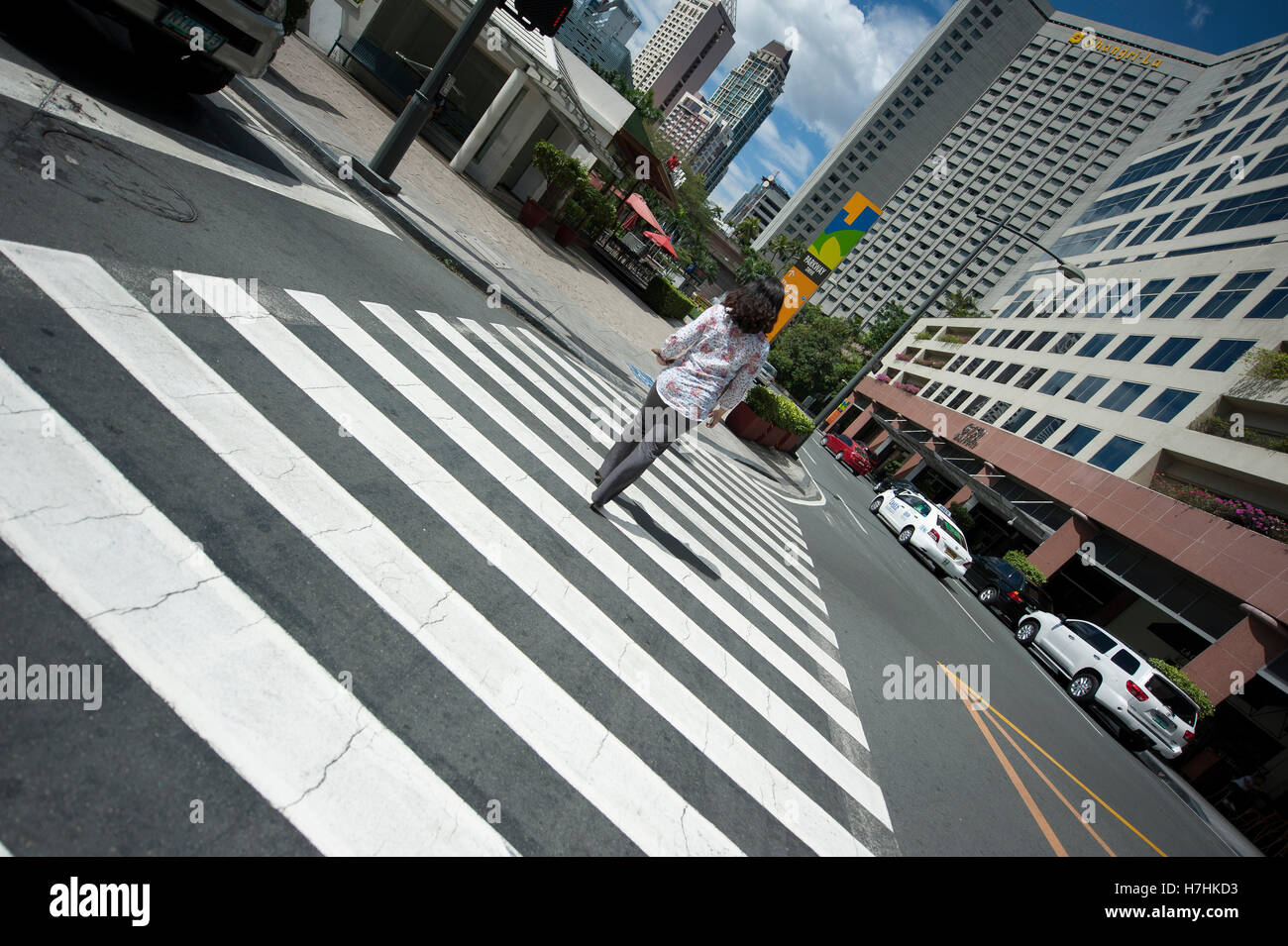 Pedestrian crossing, Glorietta Five Park, Makati, Metro Manila ...