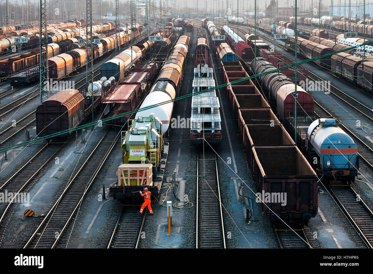 District employees hi-res stock photography and images - Alamy