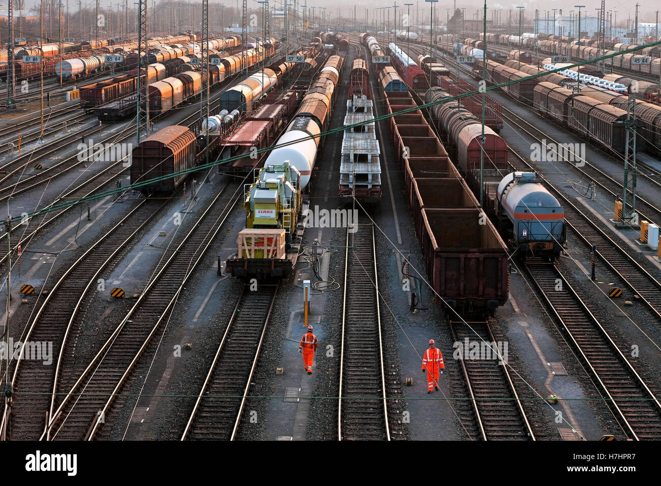 Two employees in the freight train depot, Hagen, Ruhr District, North ...