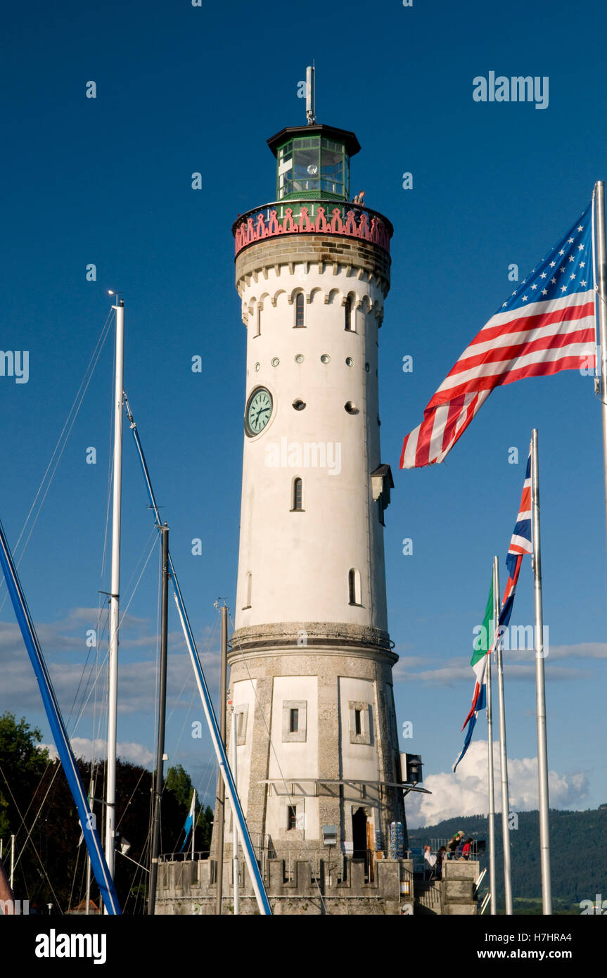 Lighthouse at the harbour entrance of Lindau, Lake Constance, Bavaria ...