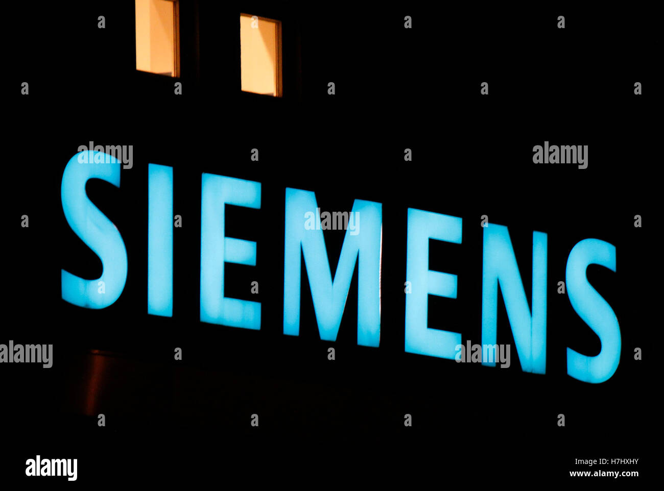 Siemens berlin hi-res stock photography and images - Alamy