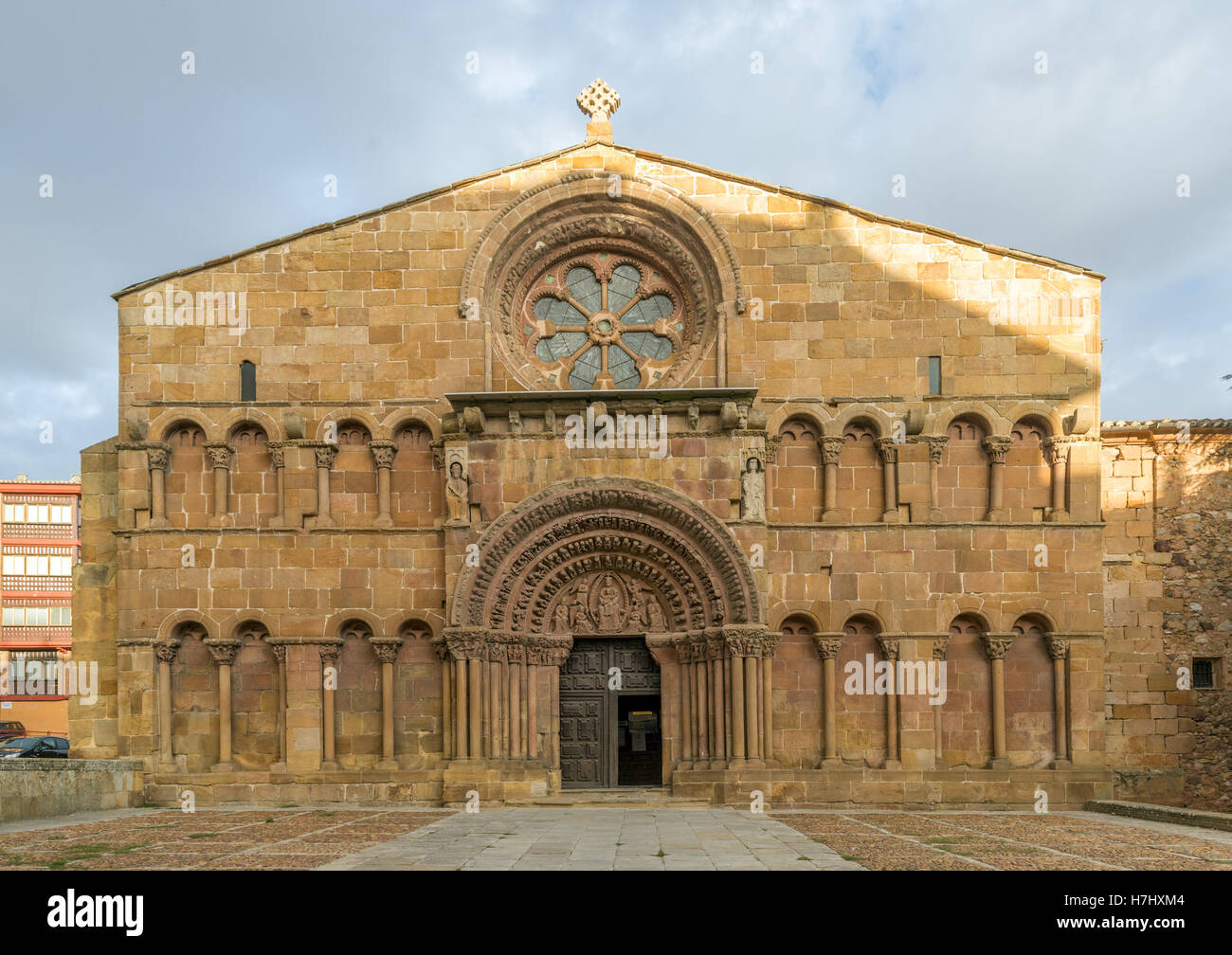 Historical romanesque church hi-res stock photography and images - Alamy