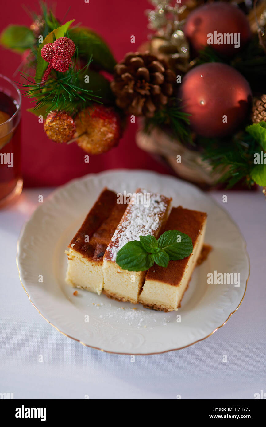 Three pieces of traditional cheesecake Stock Photo - Alamy