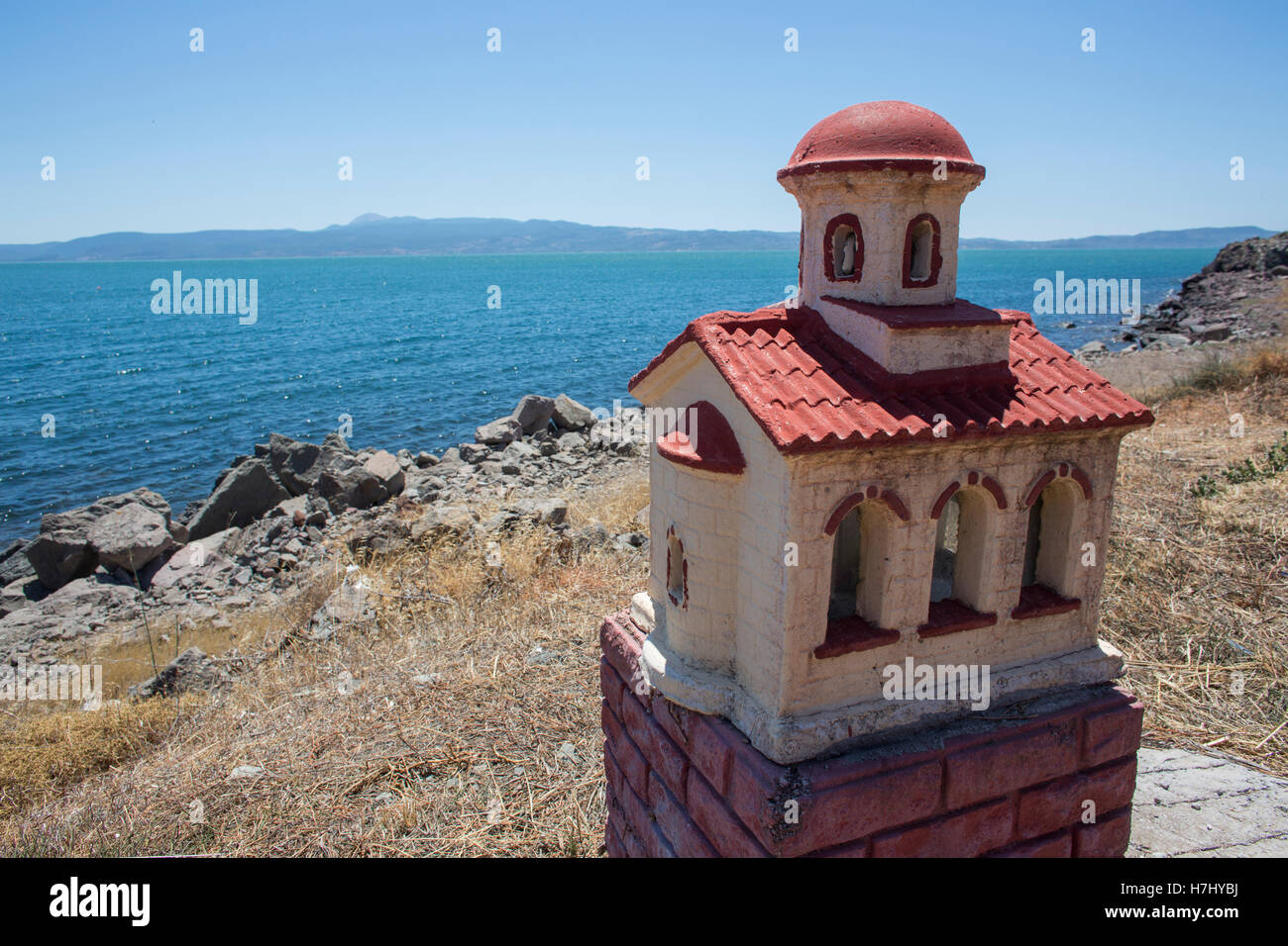 praying chapel in Greece Stock Photo - Alamy