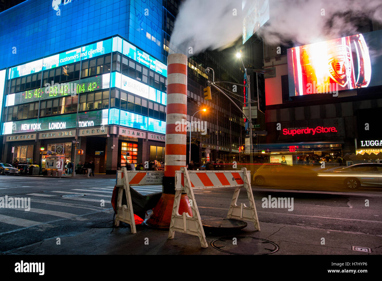 Con-Edison steam system stack venting vapour into the night on 7th ...