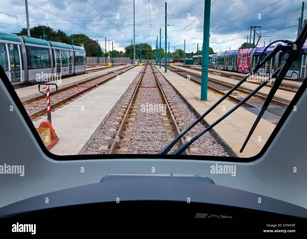 Driver's view from Alsthom Citadis 302 tram run by Nottingham Express ...