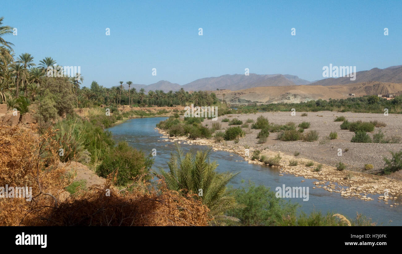 Draa river valley morocco river hi-res stock photography and images - Alamy
