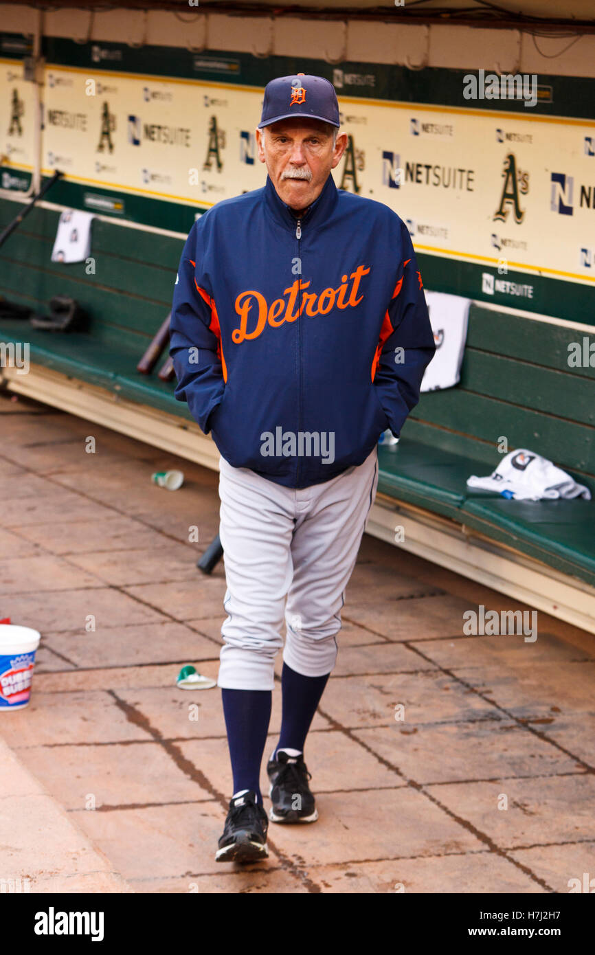 September 15, 2011; Oakland, CA, USA; Detroit Tigers manager Jim ...