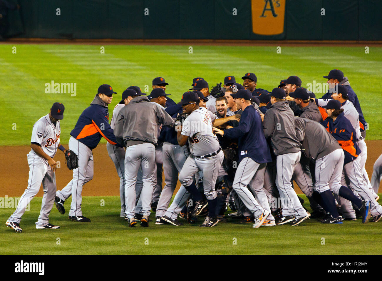 American league central division hi-res stock photography and images ...