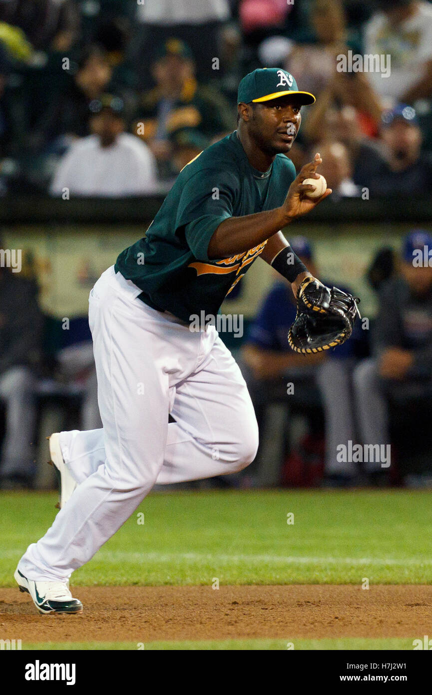 September 20, 2011; Oakland, CA, USA; Oakland Athletics first baseman ...