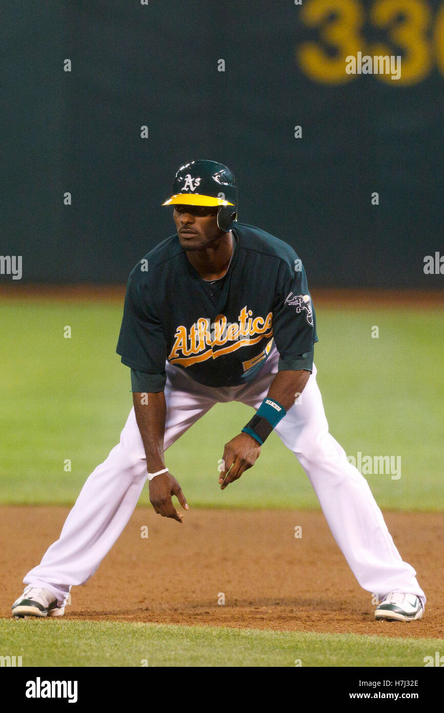 Outfielder hi-res stock photography and images - Alamy