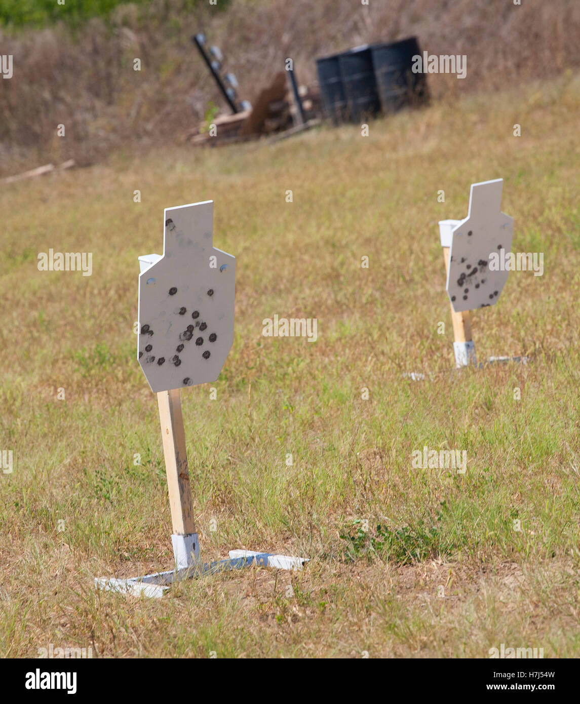 Steel targets hi-res stock photography and images - Alamy