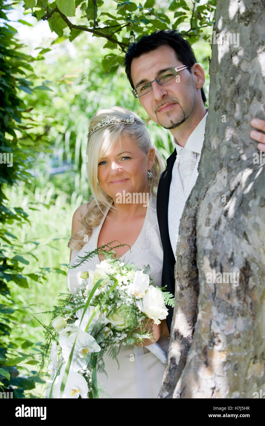 Women marry trees hi-res stock photography and images - Alamy