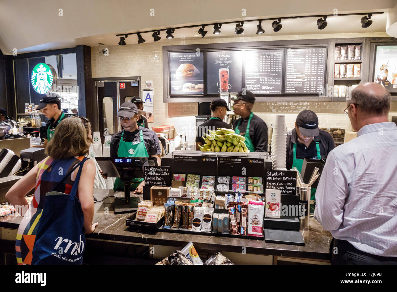 Starbucks Counter High Resolution Stock Photography and Images - Alamy