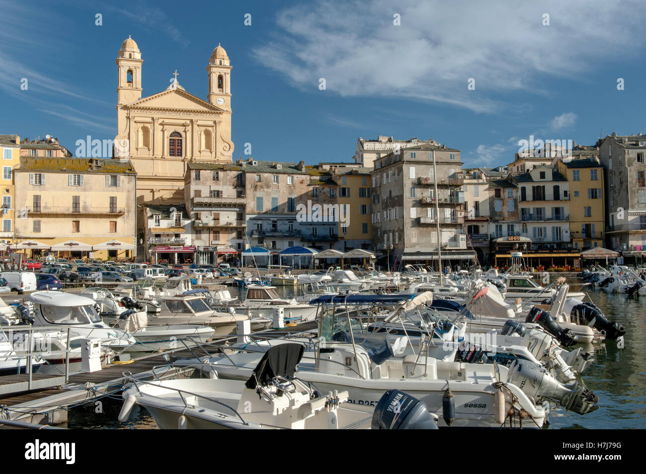 The cathedral Saint Jean-Baptiste dominates the old port of Bastia ...