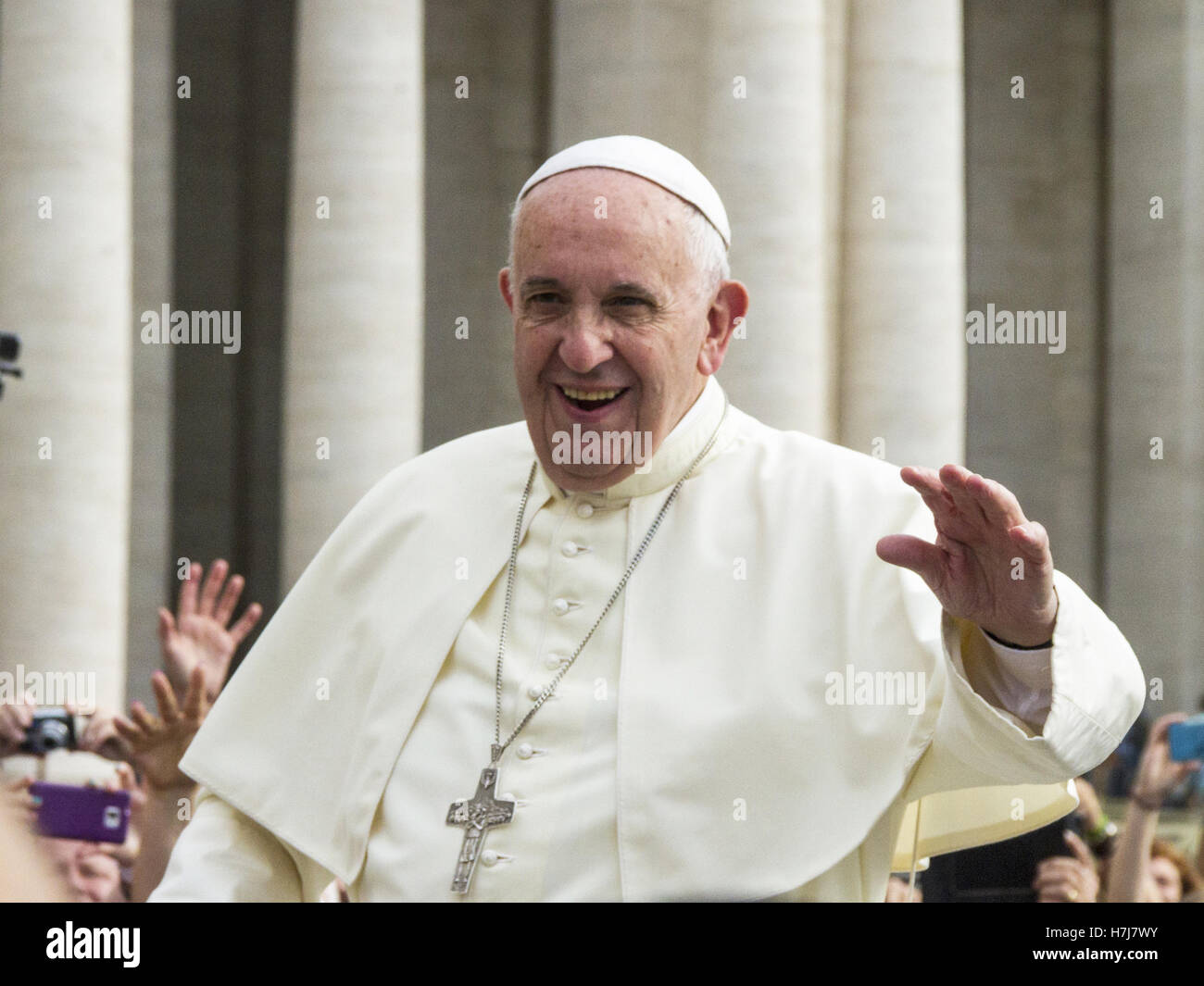 Pope francis rome hi-res stock photography and images - Alamy