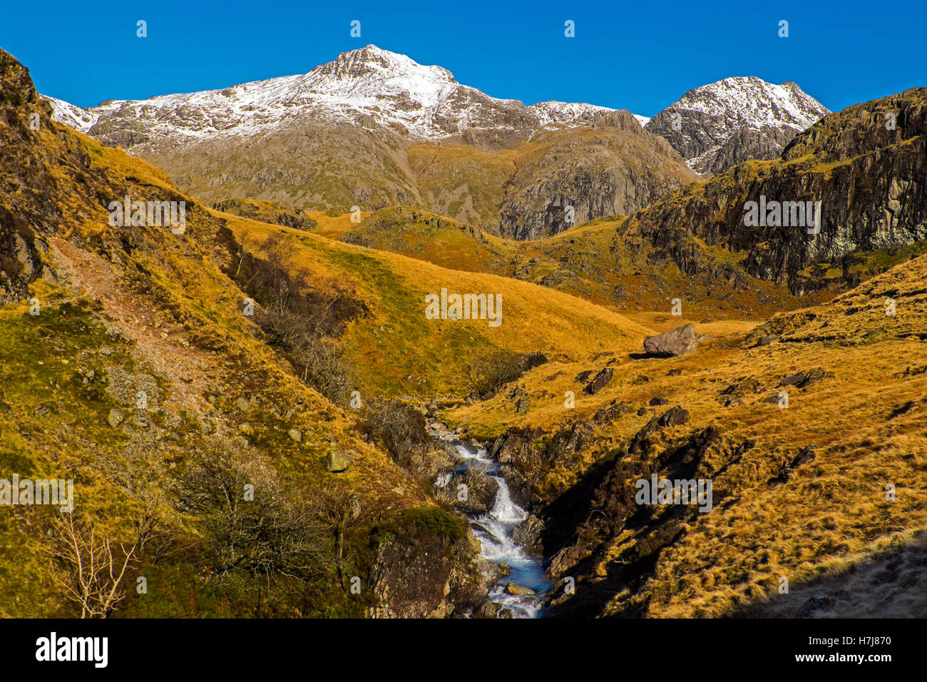 Upper esk eskdale lake district hi-res stock photography and images - Alamy