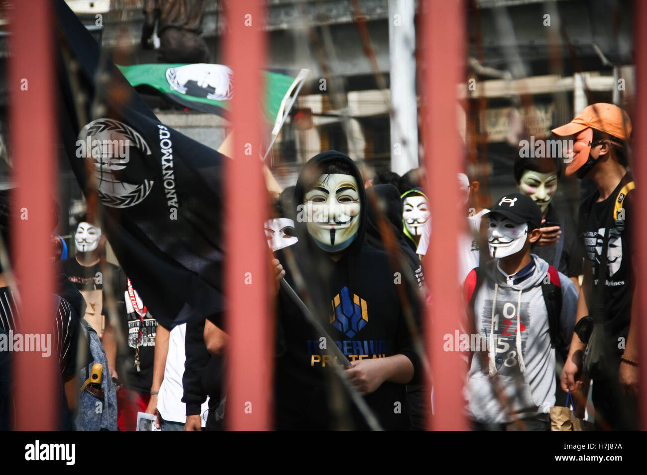 Manila, Philippines. 05th Nov, 2016. Members of Anonymous Philippines ...