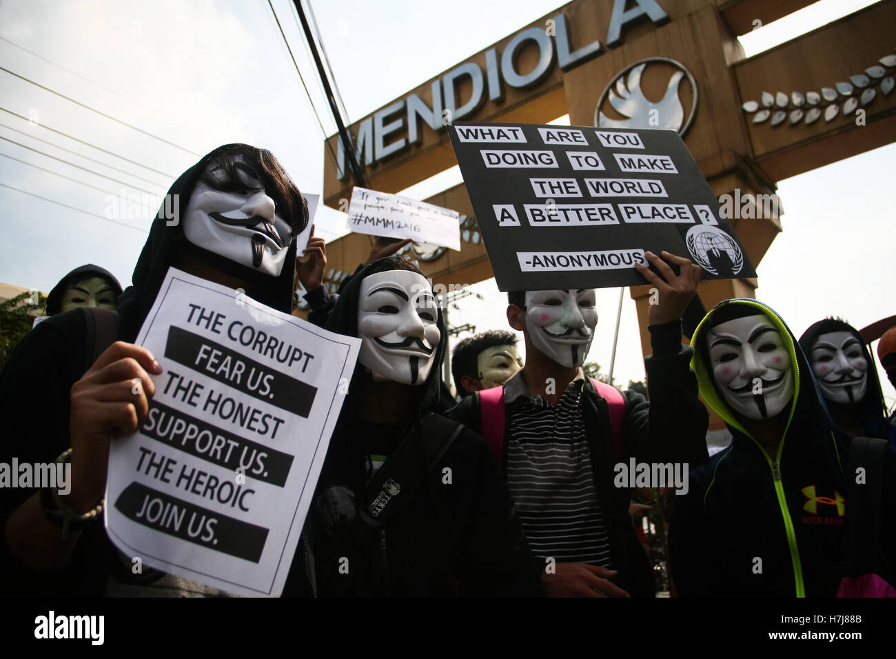 Manila, Philippines. 05th Nov, 2016. Members of Anonymous Philippines ...