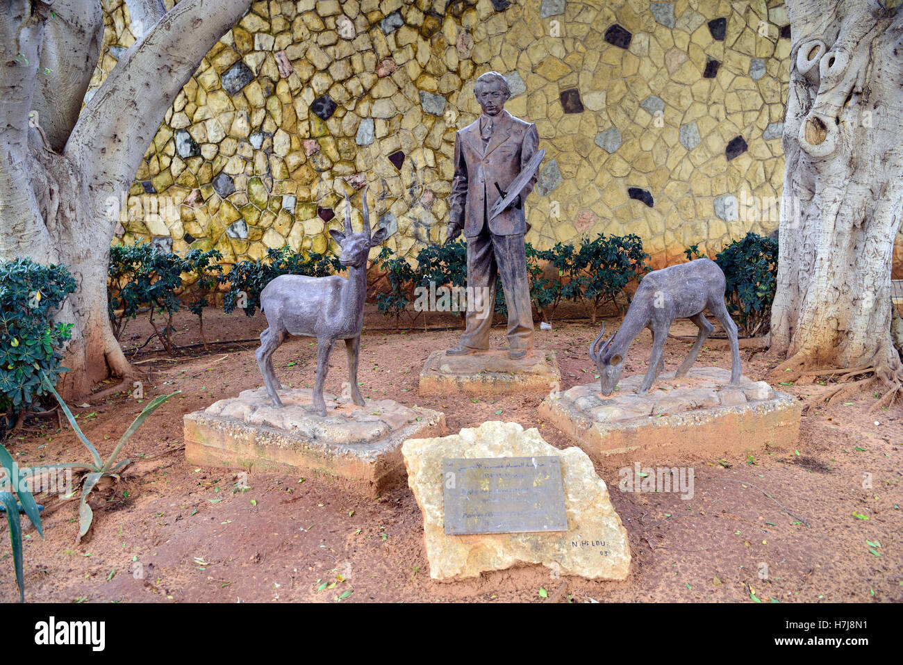 Statue of the late Lebanese Impressionist artist Omar Onsi (1901-69 ...