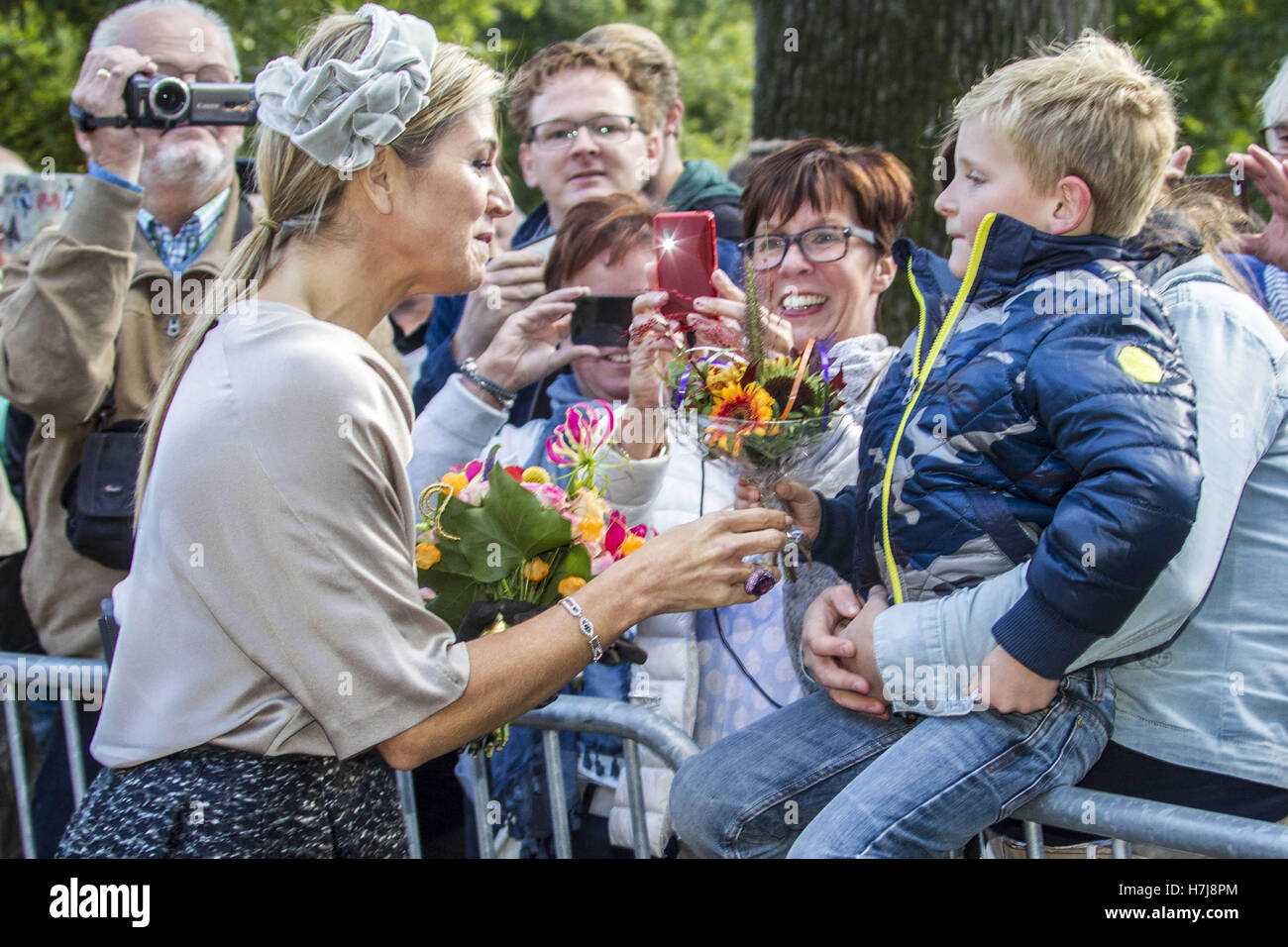 Queen Maxima of the Netherlands attends the exhibition Anna Paulowna ...