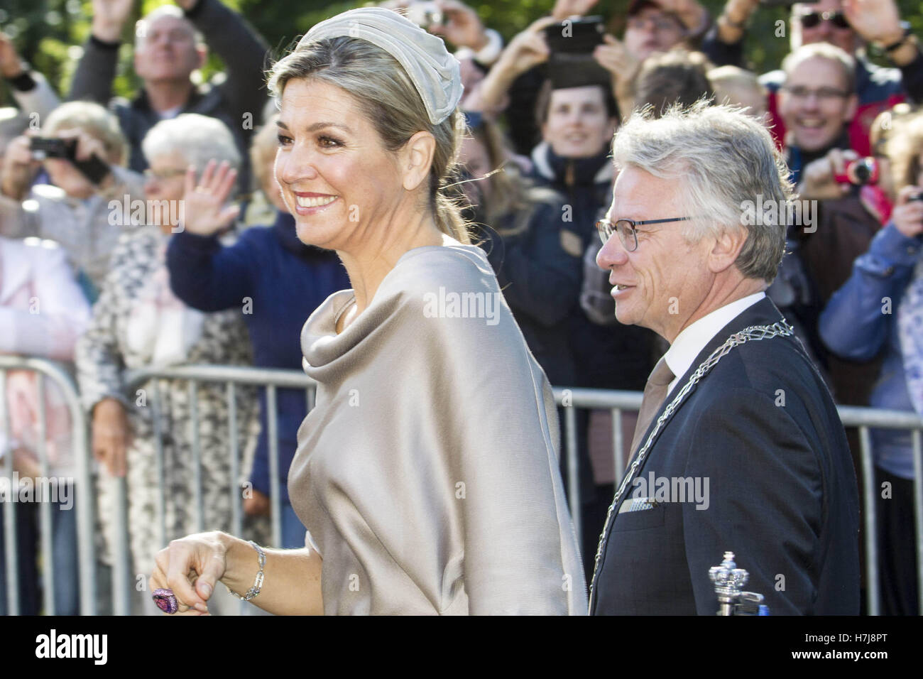 Queen Maxima of the Netherlands attends the exhibition Anna Paulowna ...