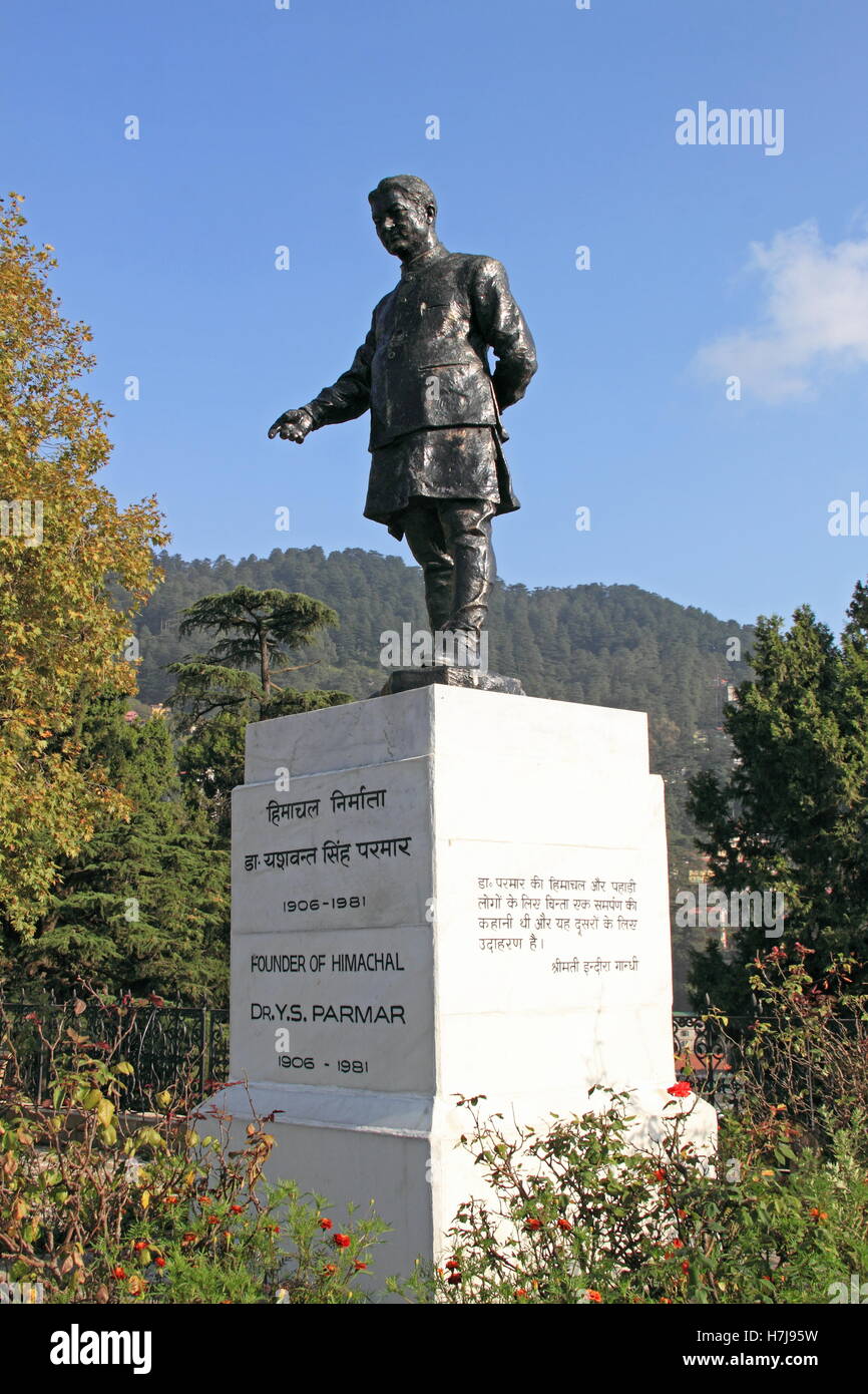 Dr Yashwant Singh Parmar statue, Daulat Singh Park, The Ridge, Shimla ...