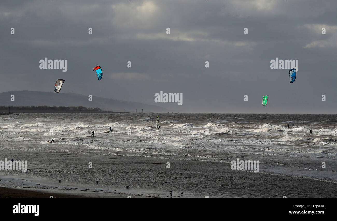 Rough river mersey waves on sands hi-res stock photography and images ...