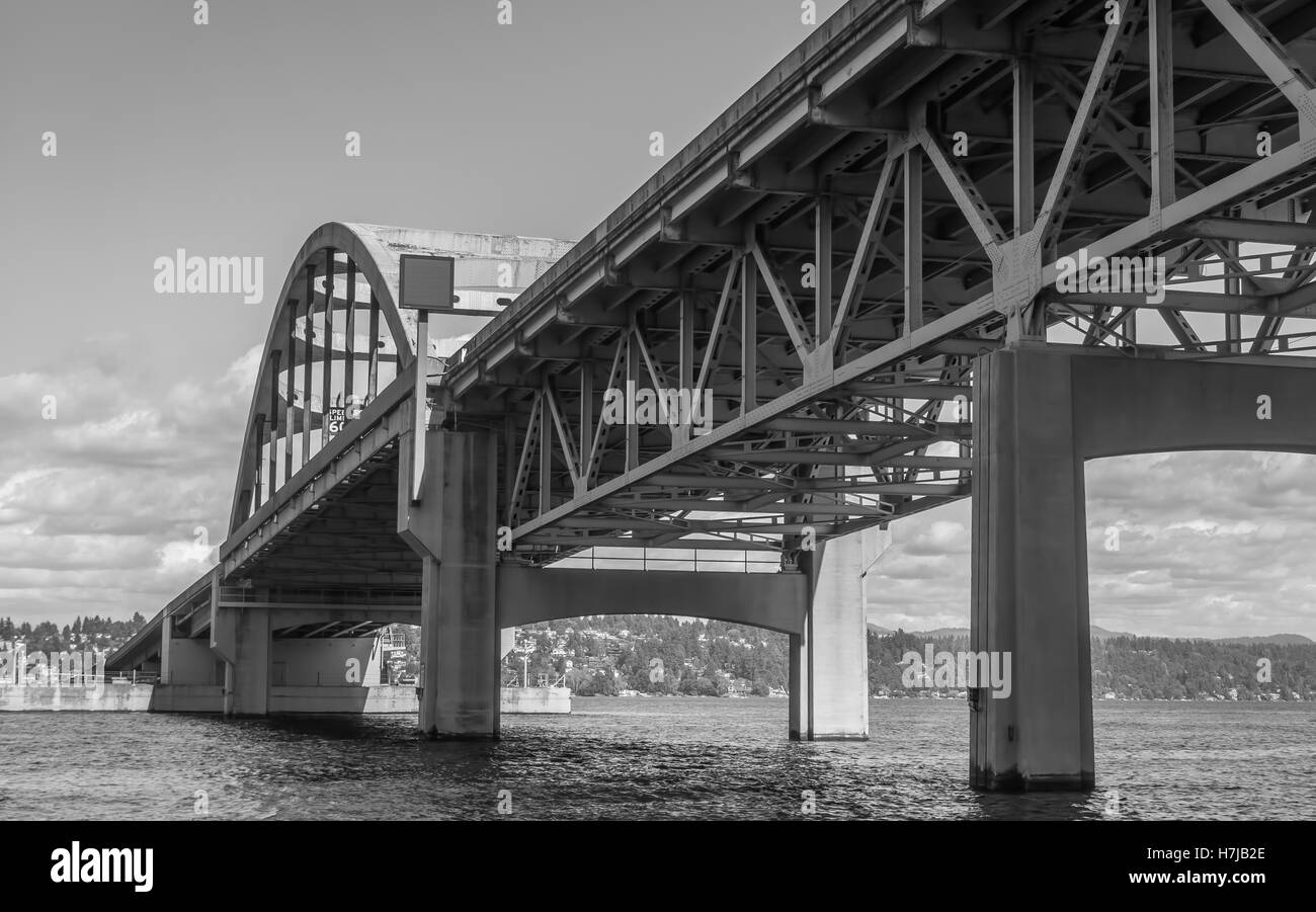 Lake washington seattle bridge hi-res stock photography and images - Alamy