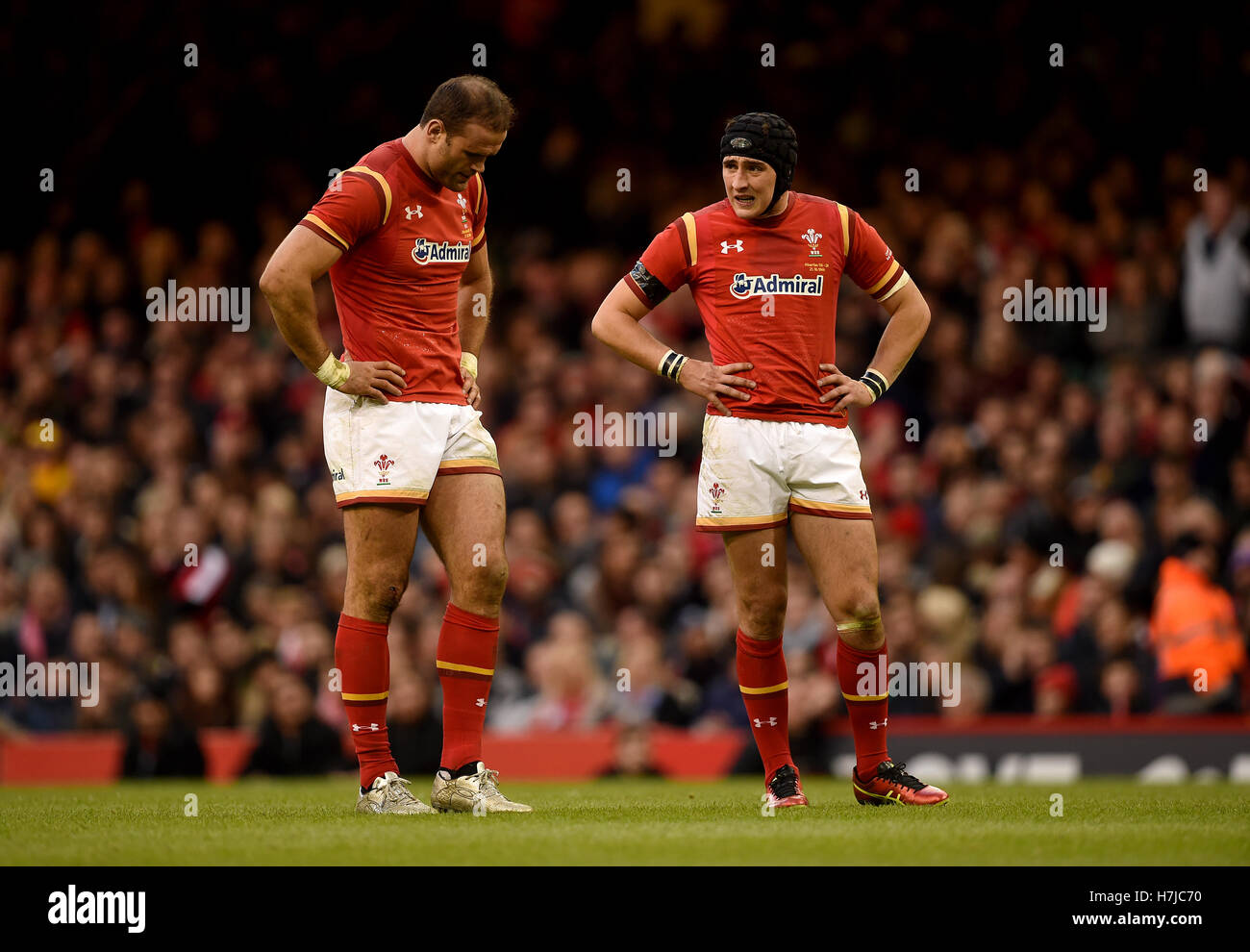 Wales' Sam Davies (right) with Jamie Roberts (left) during the Autumn ...