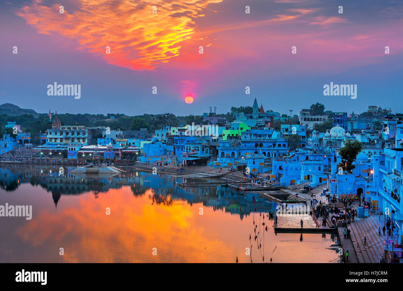 Hindu pilgrims came to sacred Lake Pushkar (Sarovar) on ghats ...