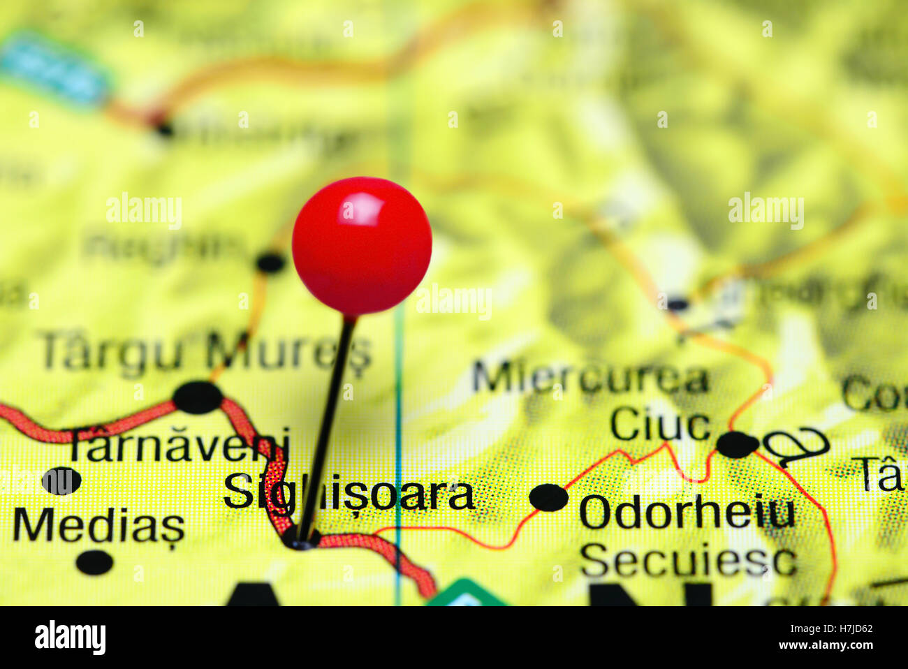 Sighisoara pinned on a map of Romania Stock Photo - Alamy