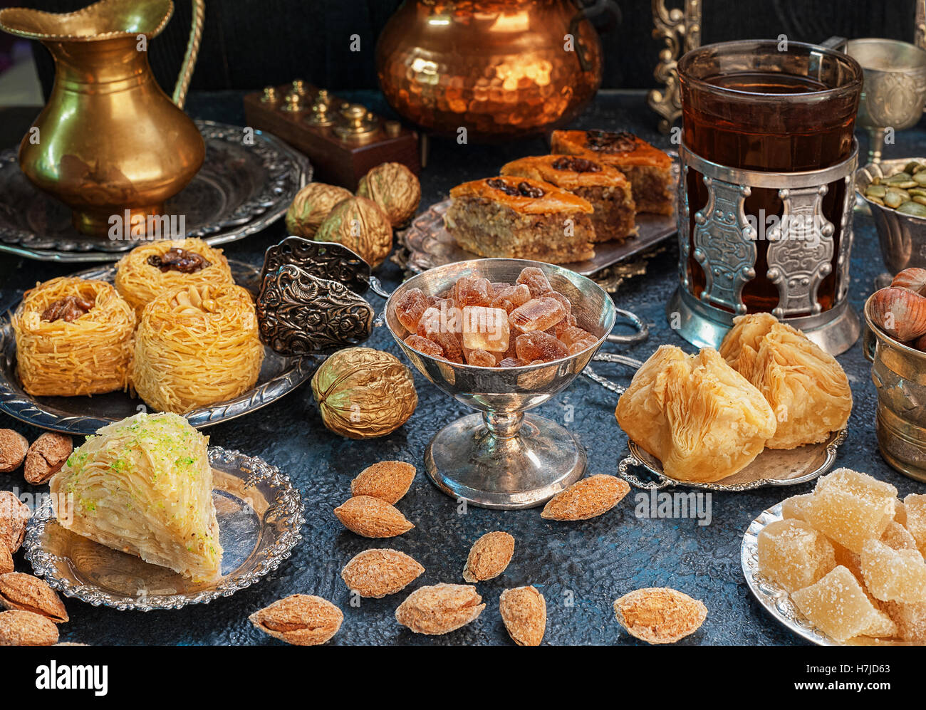 Arabic tea set hi-res stock photography and images - Alamy