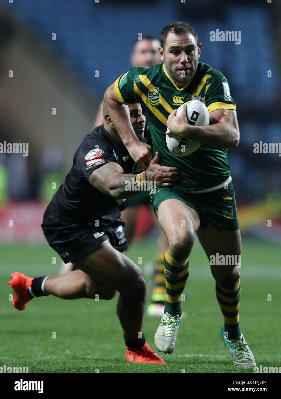 New Zealand's Manu Ma'u tackles Australia's Cameron Smith during the ...