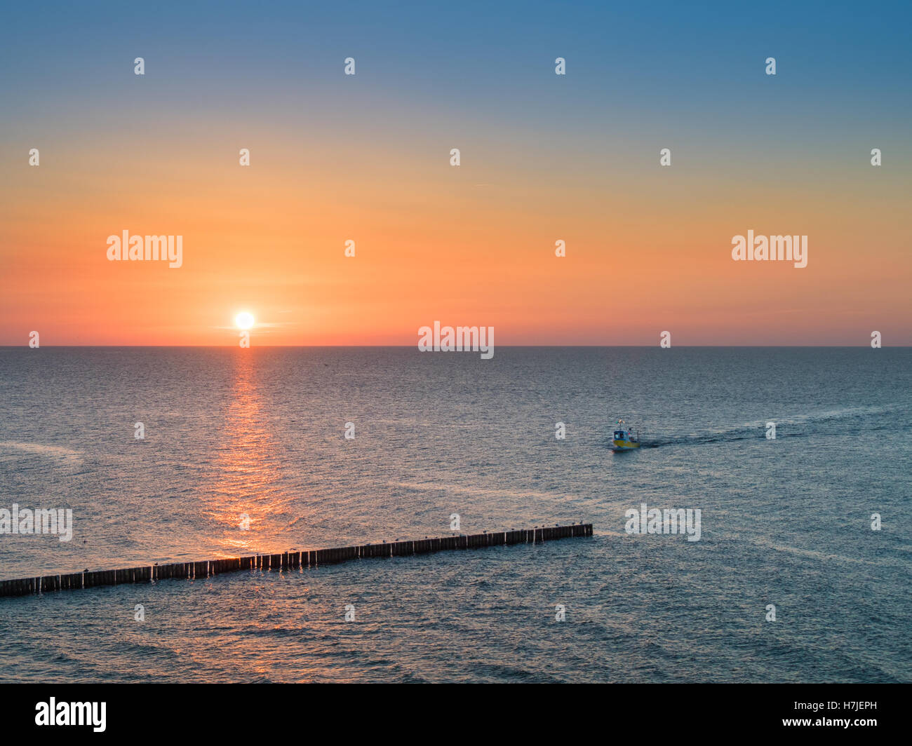 Baltic sea sunset hi-res stock photography and images - Alamy