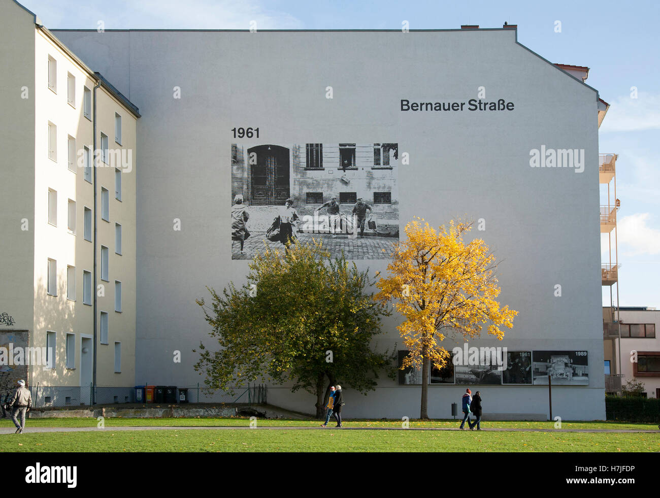 Bernauer straße hi-res stock photography and images - Alamy